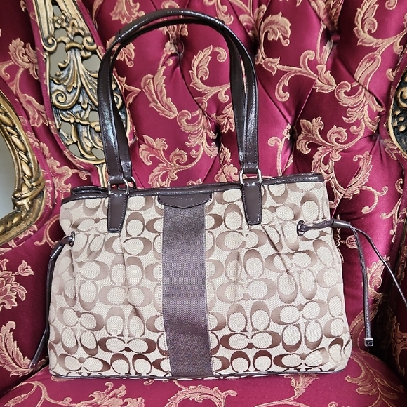 Coach | Bags | Coach Signature Stripe Drawstring Carryall Style 285 ...
